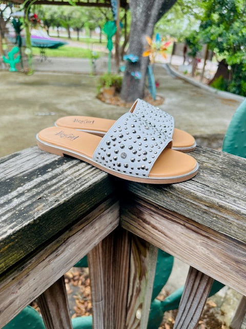 Bail Money Sandal – River Ruby Boutique