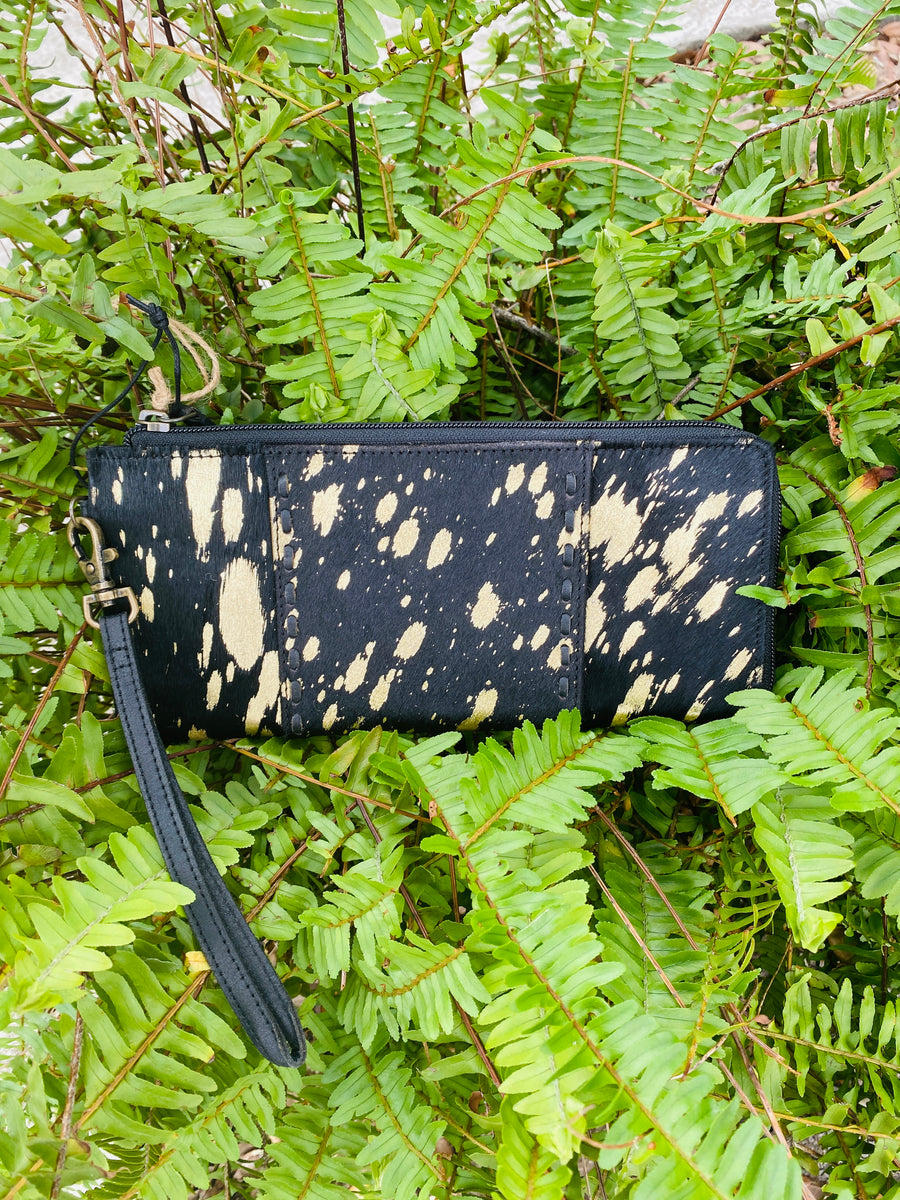 Glited Black & Gold Wallet – River Ruby Boutique