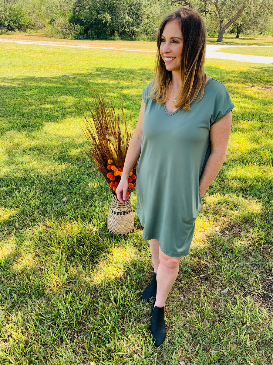 Everyday V Neck Dress – River Ruby Boutique