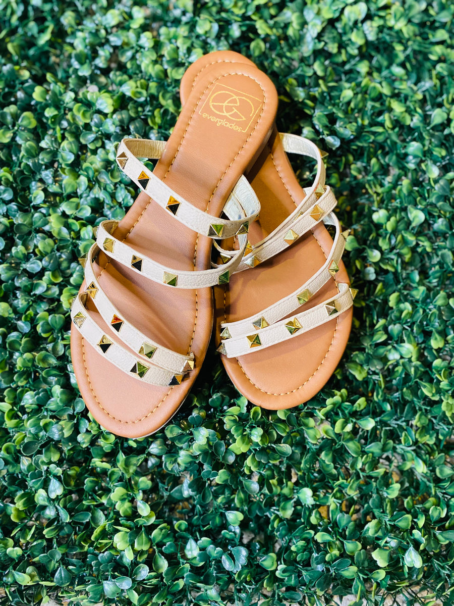 Nude Studded Sandals – River Ruby Boutique