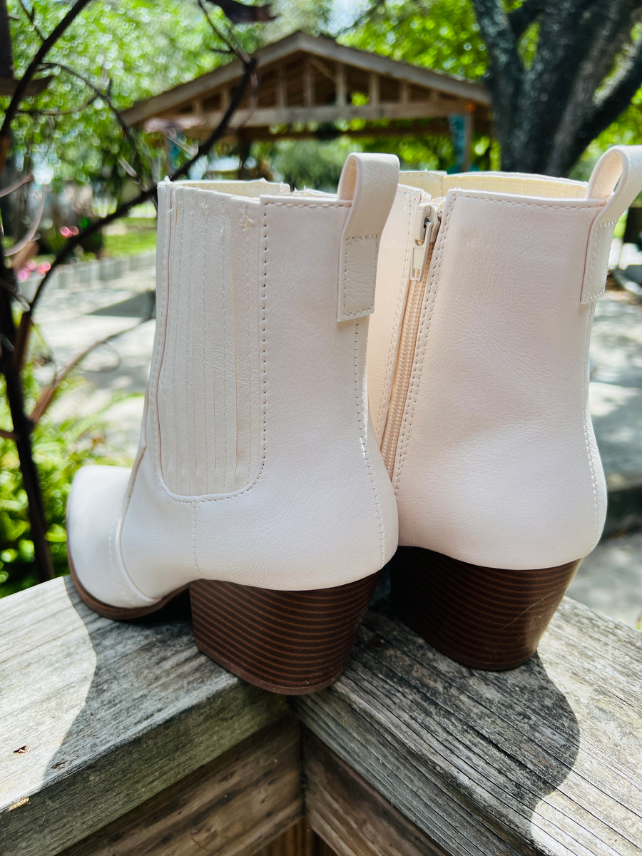 Stone Crinkle Ankle Boot – River Ruby Boutique